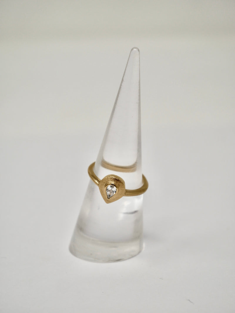 Tears Ring with Zirconium Crystal – Bello Traders